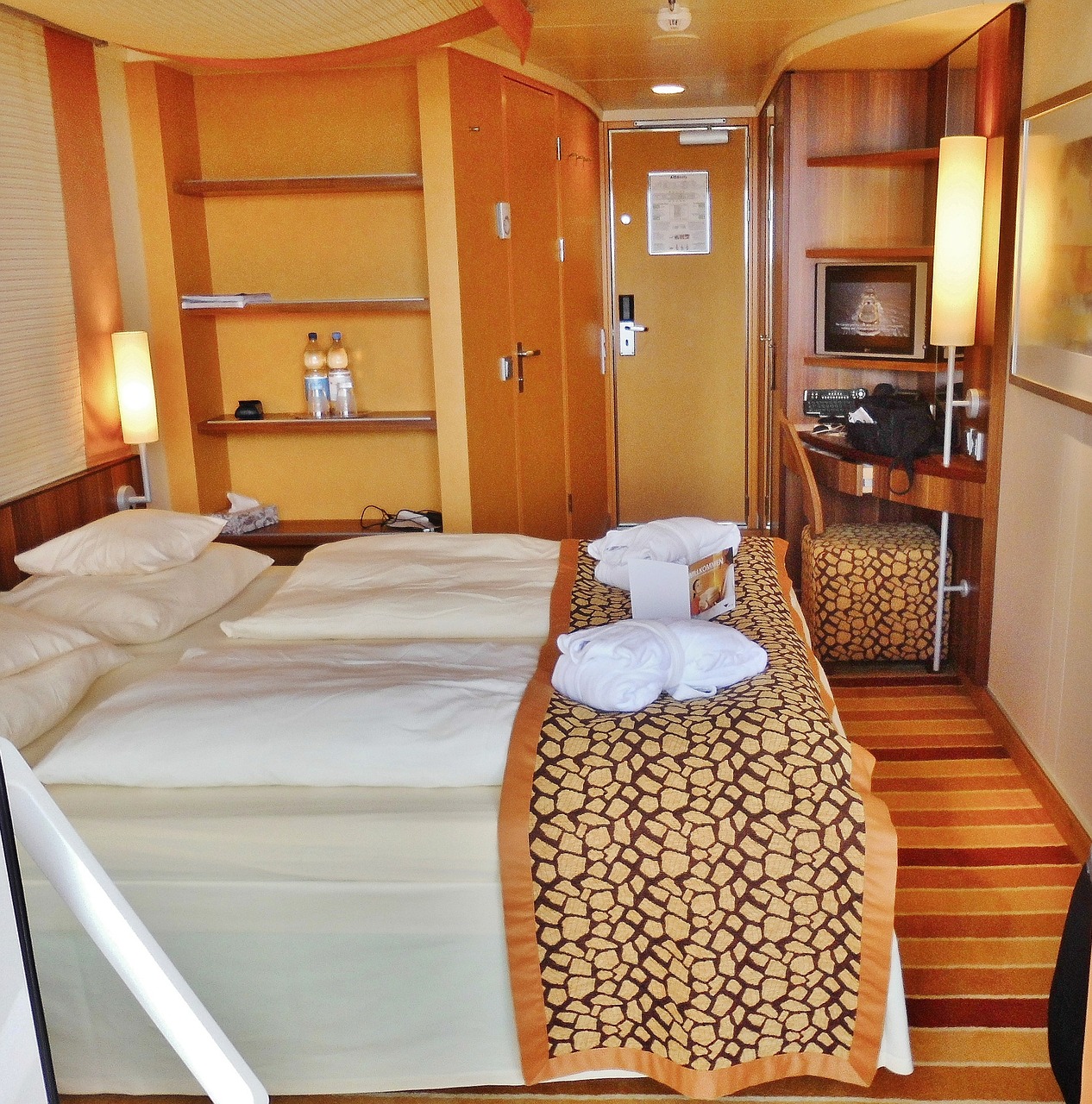 Cabin Choice: Inside vs Oceanview vs Balcony Staterooms